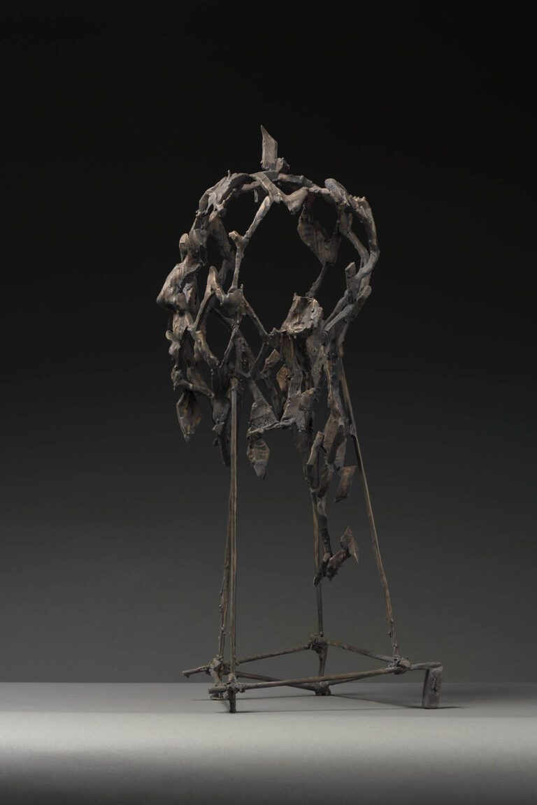 Ghost (Eroded Head) - Messums: Org